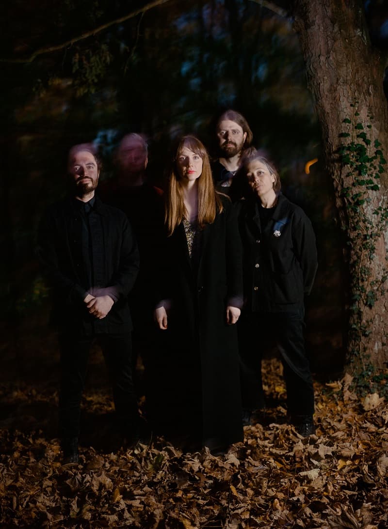 New Pagans mit Indie - Ton an