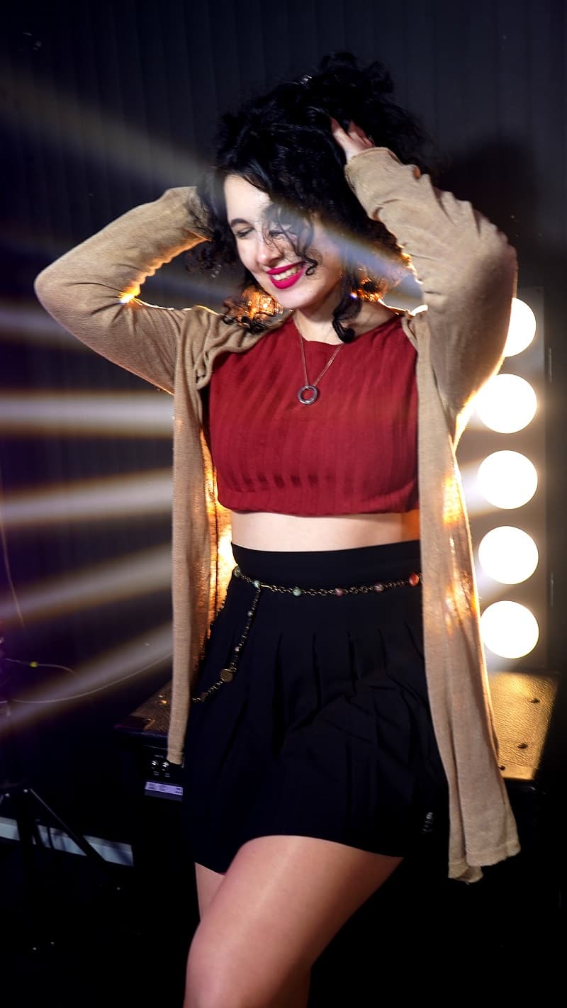 Rockmina – Gigantischer Rock - Ton an